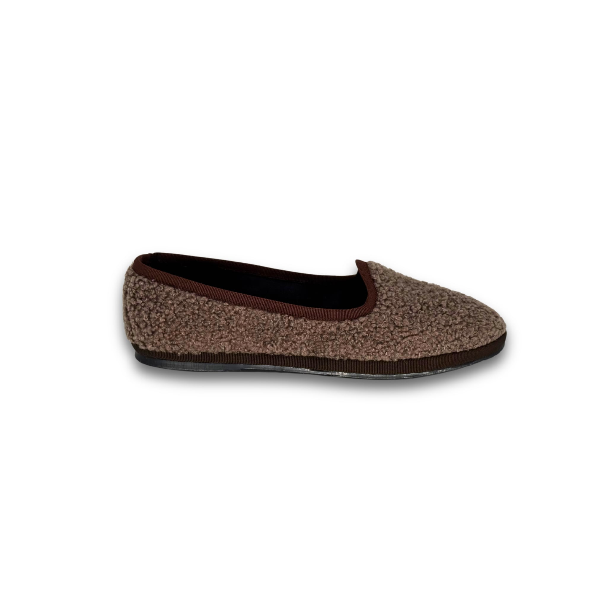 Glamorous comfort: Venetian furlane shoes in dark blue by LABEKA